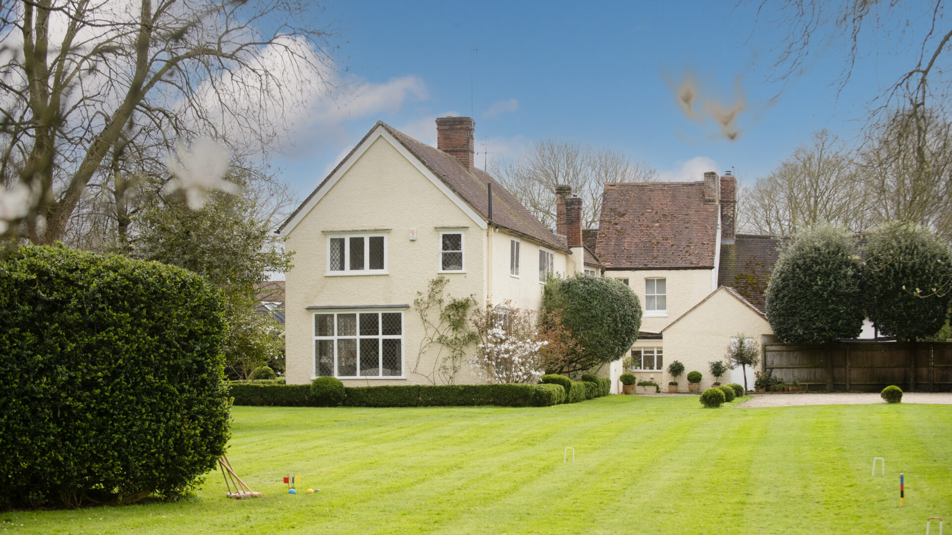 Brook House, Sutton Courtenay - The Country House Department