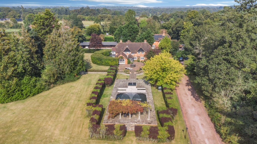 Kale House, Hook - The Country House Department