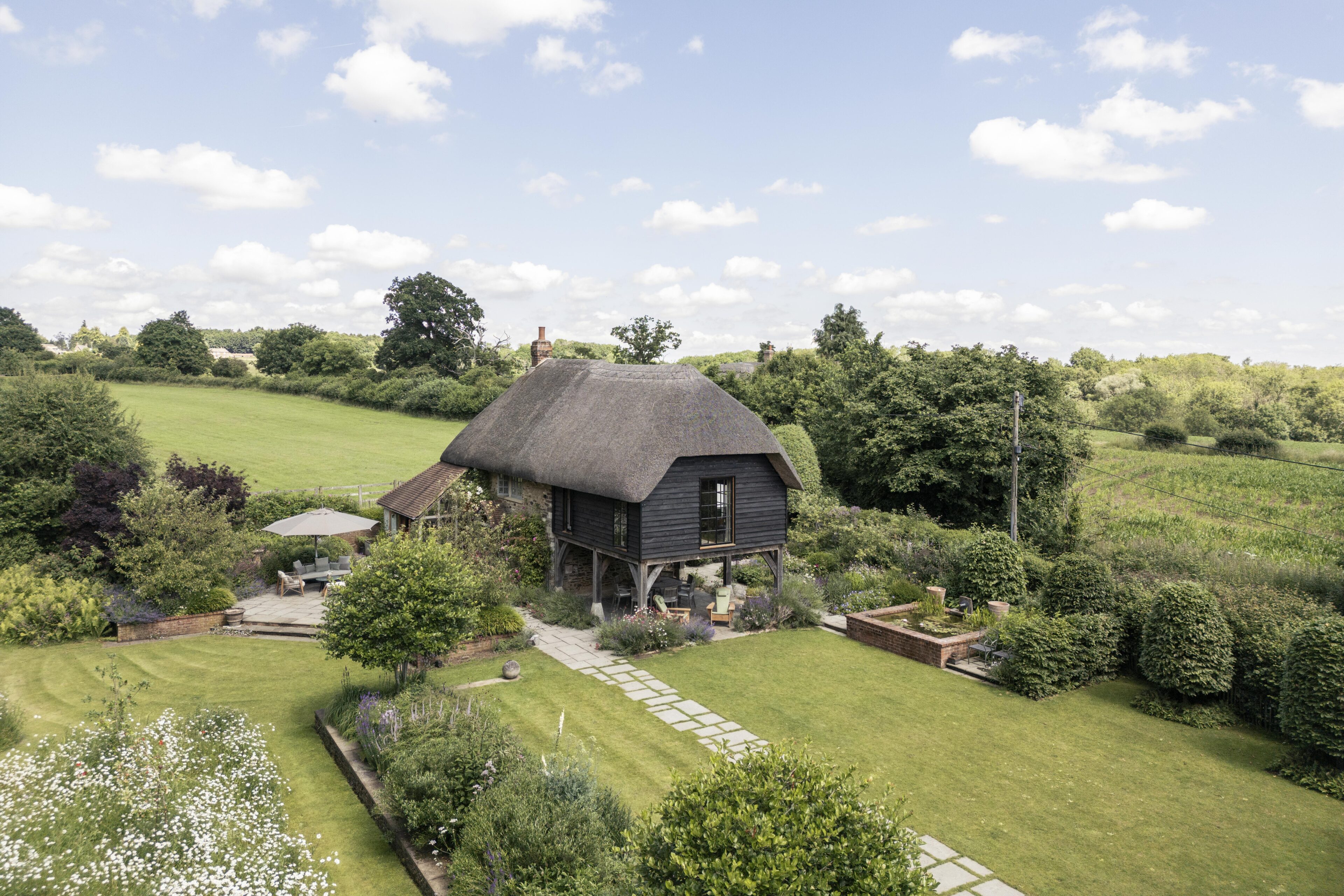 Wans East Cottage, Sandy Lane - The Country House Department
