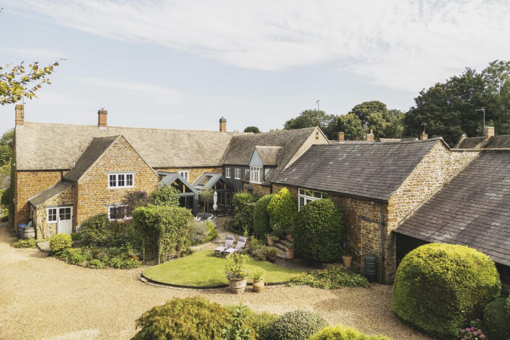 Sparrow Hall, Swalcliffe - The Country House Department