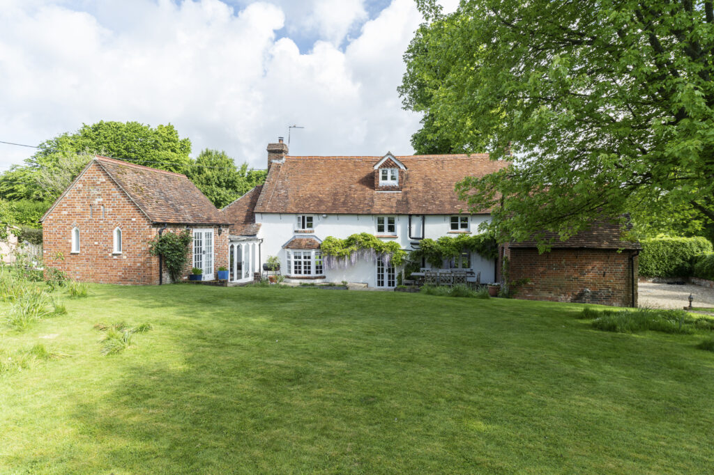 The Well House, Oxenwood - The Country House Department