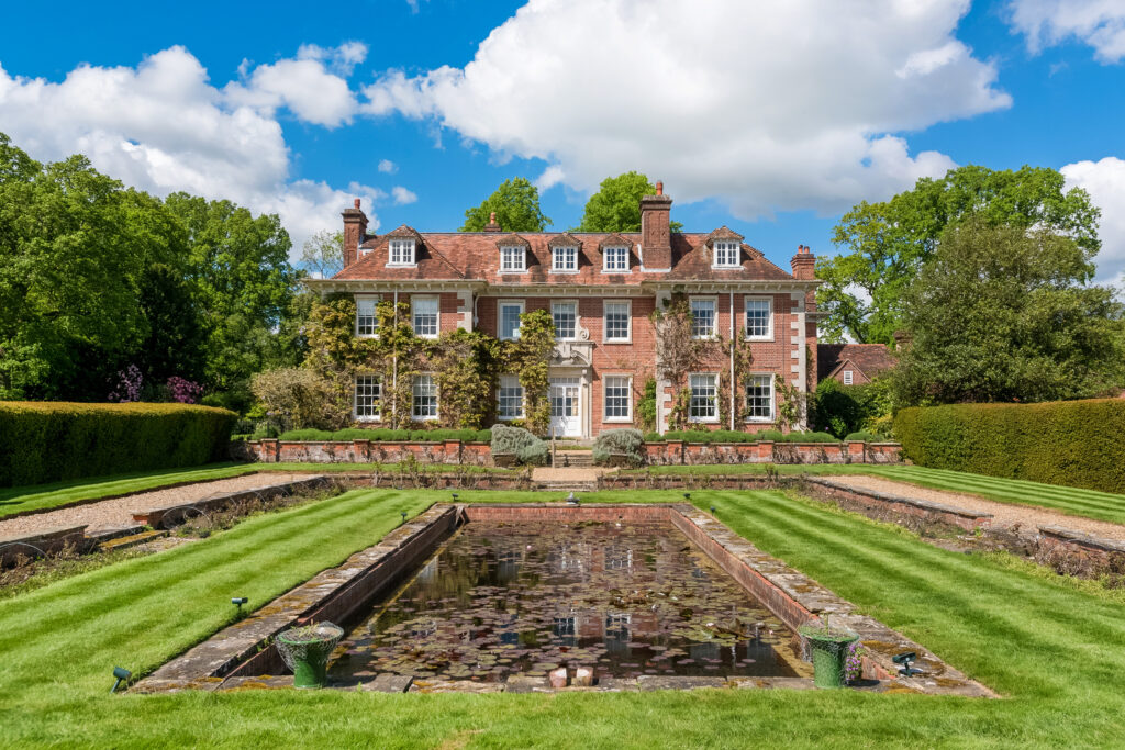 Bussockwood, Snelsmore - The Country House Department